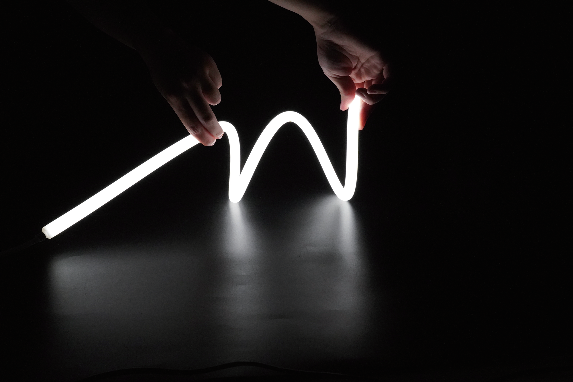 Ultra Small diameter Single Color 13mm 360° IP65 Silicone Led Neon Flex ...
